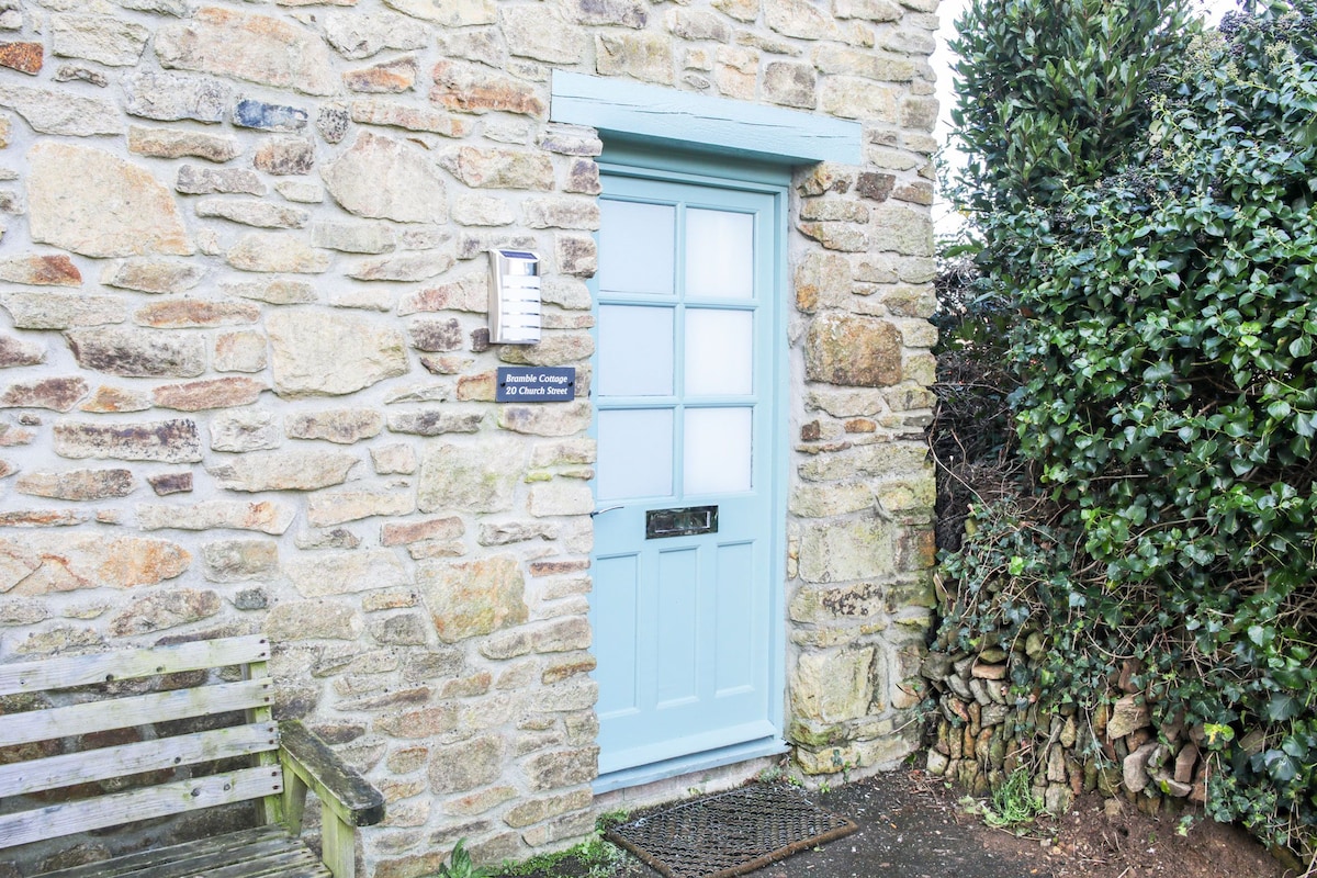 Bramble Cottage, Newquay - Cottages for Rent in Cornwall, England ...