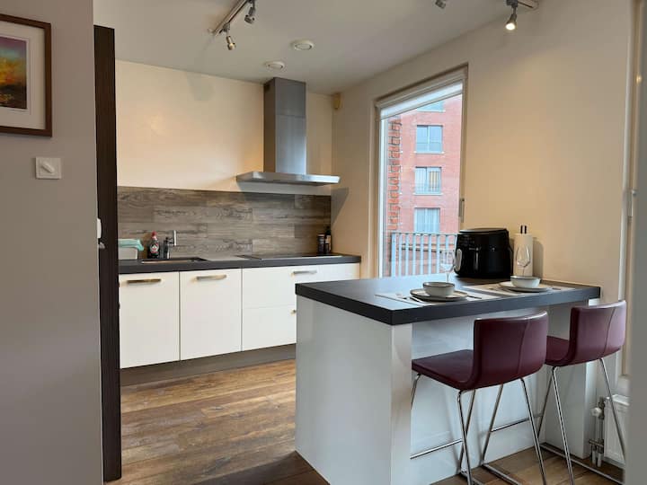 Spacious Family Home And Free Parking In Eindhoven - Best