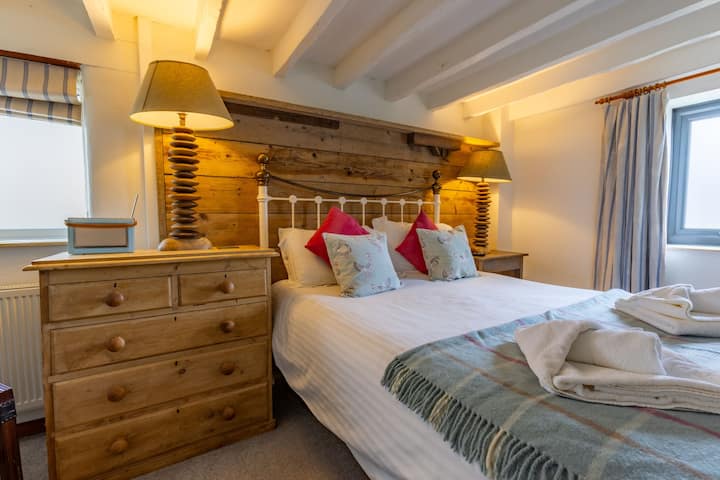 Stables Barn - Widemouth Bay