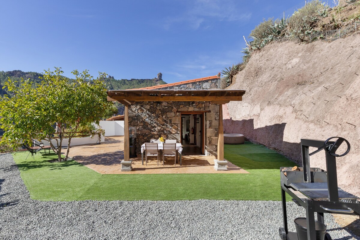 La Pelusa Cottage - Houses for Rent in Las Palmas de Gran Canaria ...