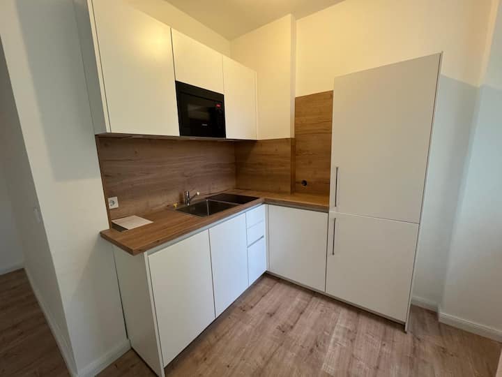 Cozy Apartment In Berlin Near University - Berlín