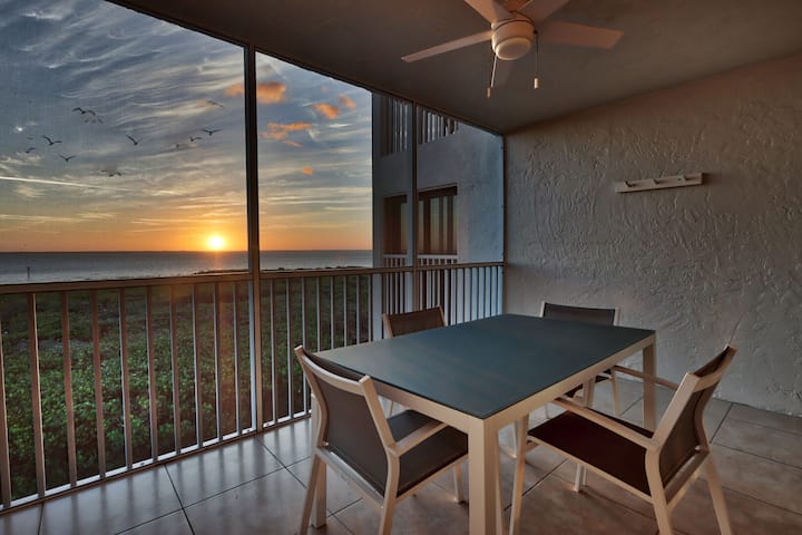 South Seas Bayside Villa 5220- Breathtaking Views - Captiva, FL