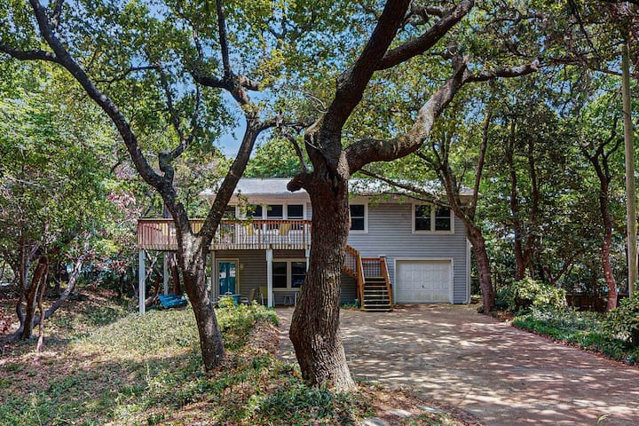 Perfect Getaway | Central A/c And  Full Kitchen - Emerald Isle, NC