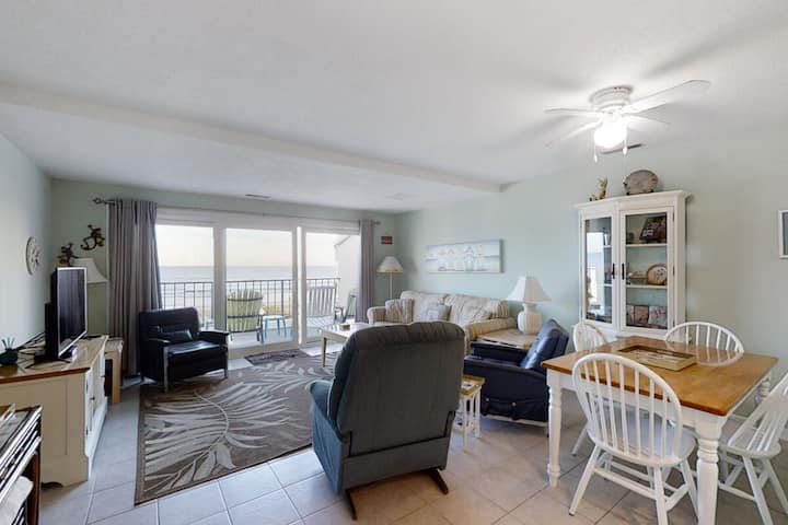 Oceanfront 3br | Patio | Pool | Washer/dryer - Pine Knoll Shores, NC