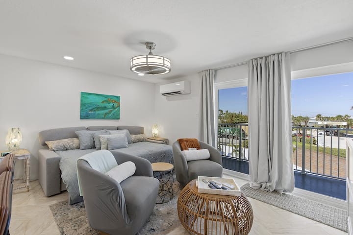 Across From Beach, Ocean View-mariner's Cove 308 - New Smyrna Beach, FL