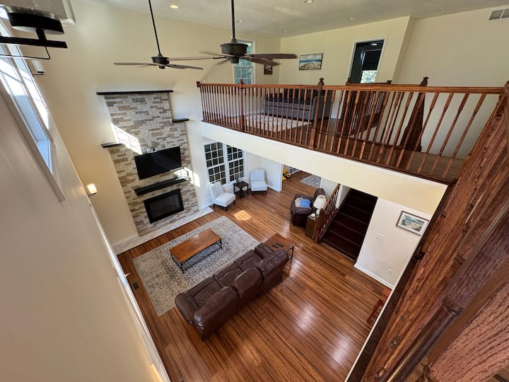 Spacious Family Retreat On Kelleys Island - Kelleys Island, OH