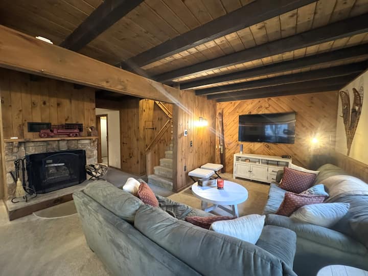 Suntec Townhome Min From Mt, Free Shuttle, Hot Tub - Dover