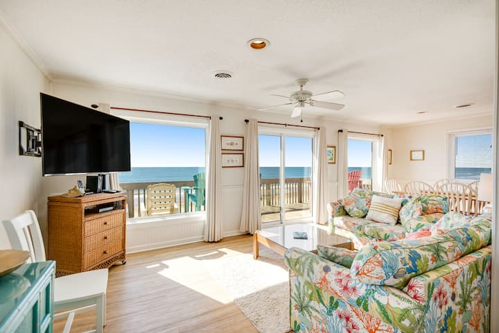 Stunning 3br Oceanfront | Dog Friendly | Balcony - Topsail Beach, NC