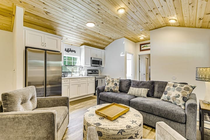 Cottage Retreat/1 Mile From Popular Boat Launch . - Lillian, AL