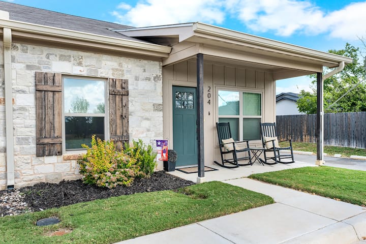 Homestead - Close To Main St. & 290 Wine Trail - Fredericksburg, TX