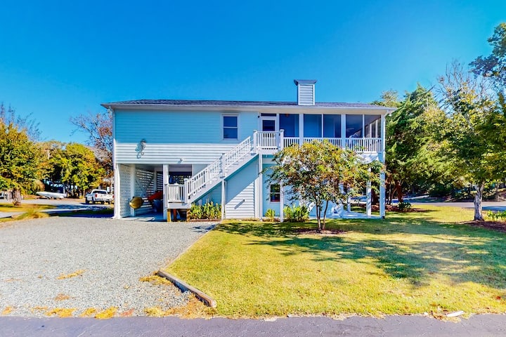 3br Coastal Home With Wrap-around Balcony, Dogs Ok - Surf City, NC