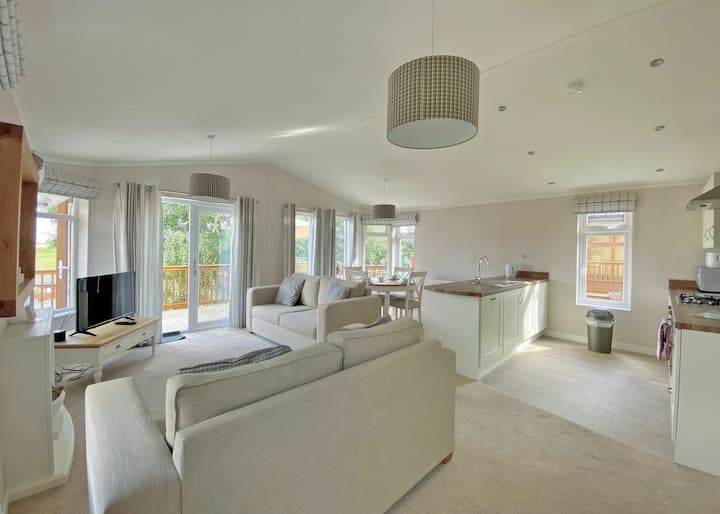 Deluxe 1 - Catterick