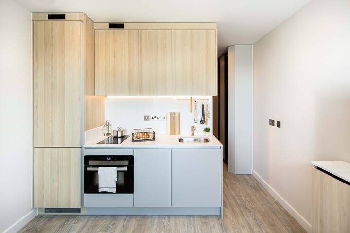 Comfy Studio Apt - Gym Access : Staycozy - Croydon, UK