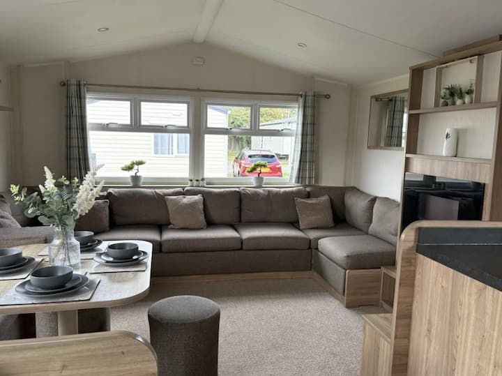 Caravan With Wifi At Dovercourt, Ref 44502r - Harwich