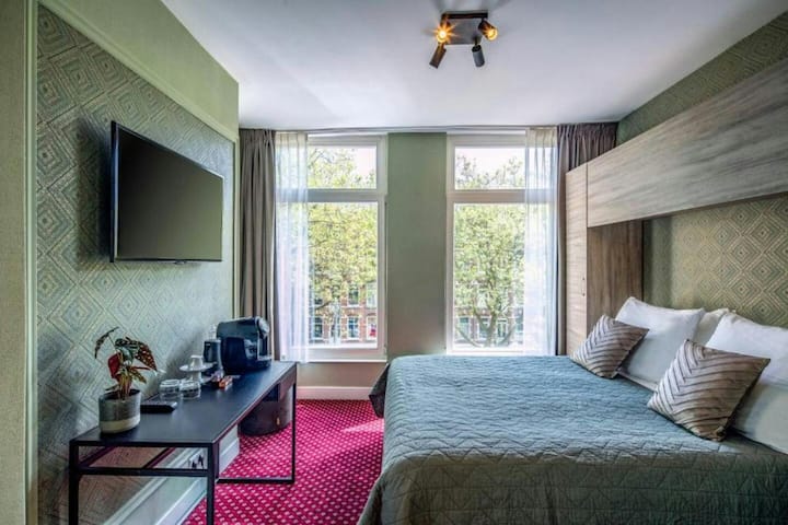 Stylish Room At Hotel Atlantis - Amsterdam