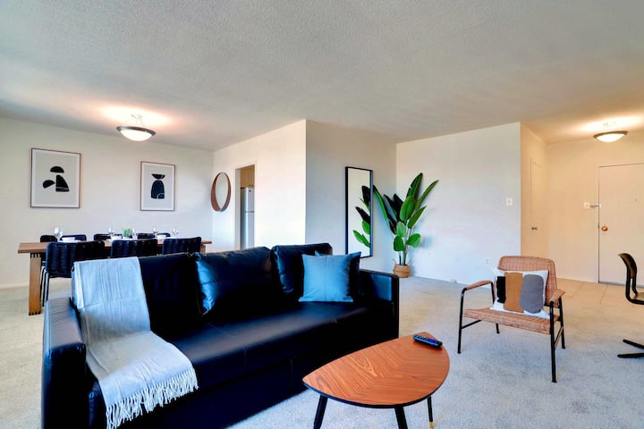 Executive Stay Near Metro & D.c. Attractions - Arlington, VA