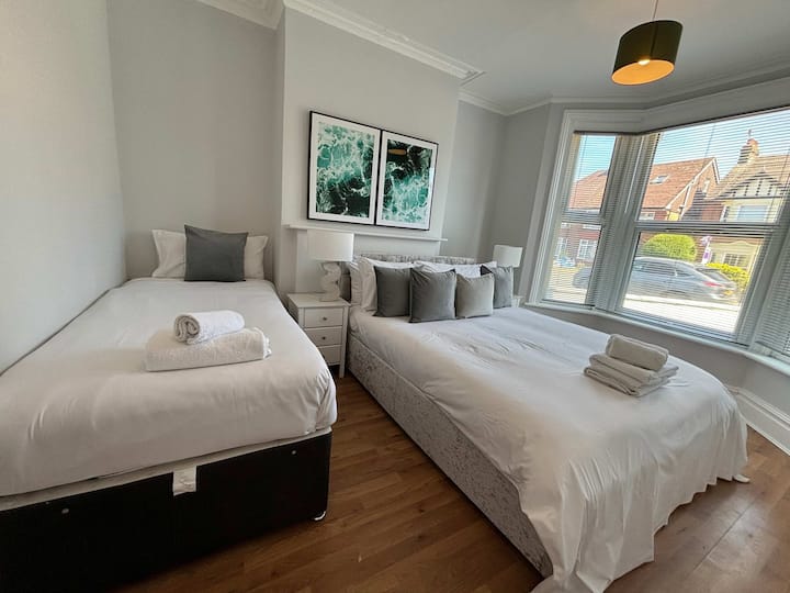 Mon - Fri | Offers | Contractors | Relocations - Sittingbourne