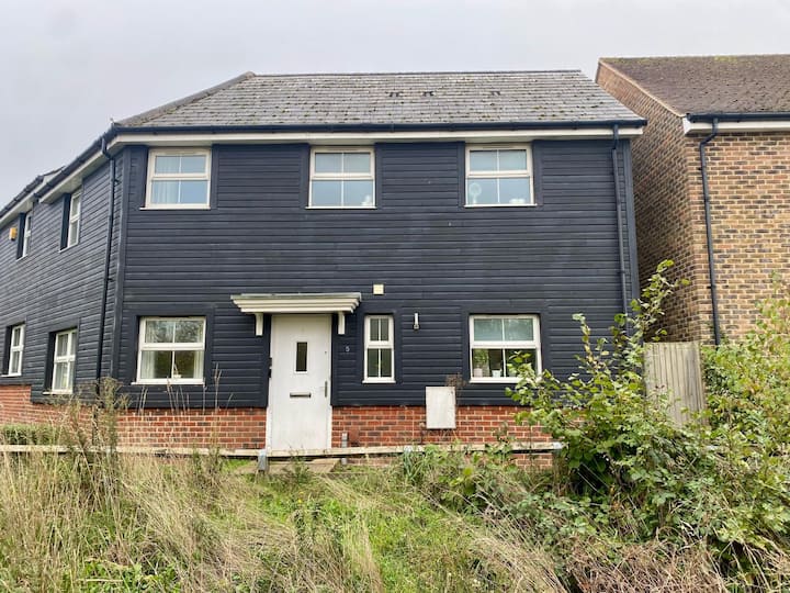 Bracknell / Wokingham Gorgeous Three Bedroom House - Bracknell