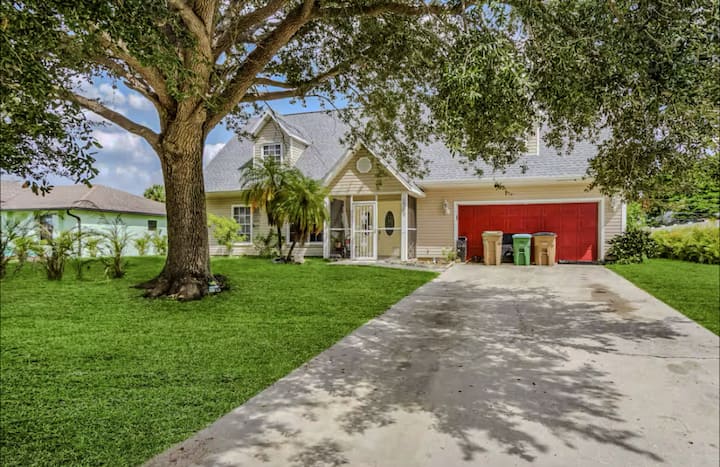 Al Capone - Paradise Home - North Fort Myers, FL