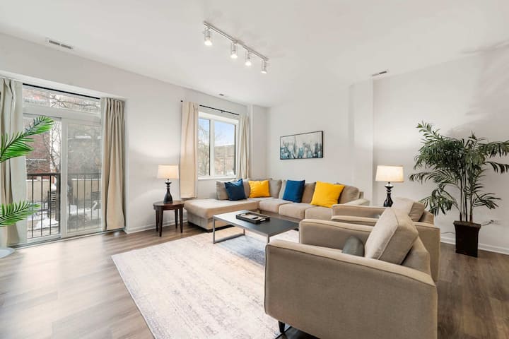 Spacious 3br · Bronzeville/south Loop · Sleeps 8 - New City - Chicago