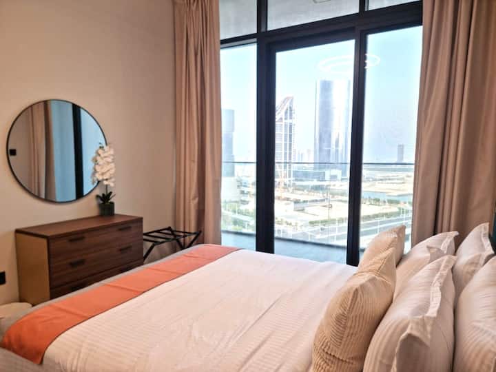 Elegant Pool-view 1br Near Cleveland Clinic - Abu Dhabi