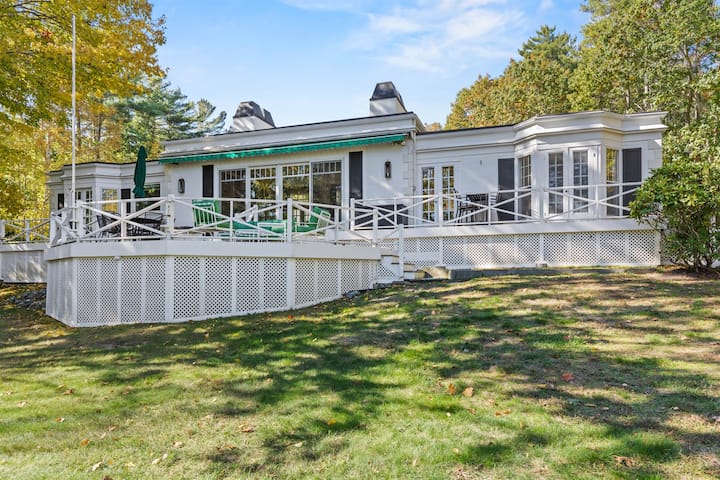 Harbor View Lane — A Seaside Sanctuary Above York - York, ME