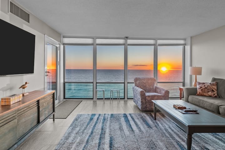 Oceanfront Condo/ Pool/ Surfing/ Fishing / Ew 1002 - 버지니아비치