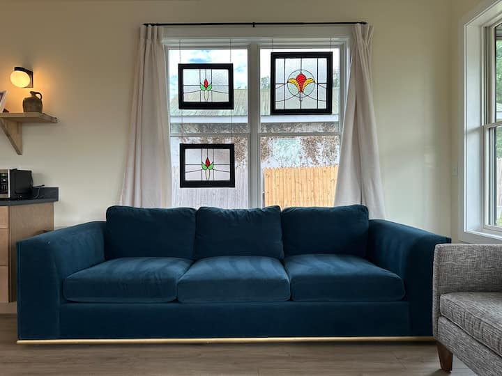 New, Contemporary House In Historic Harpers Ferry - Harpers Ferry, WV
