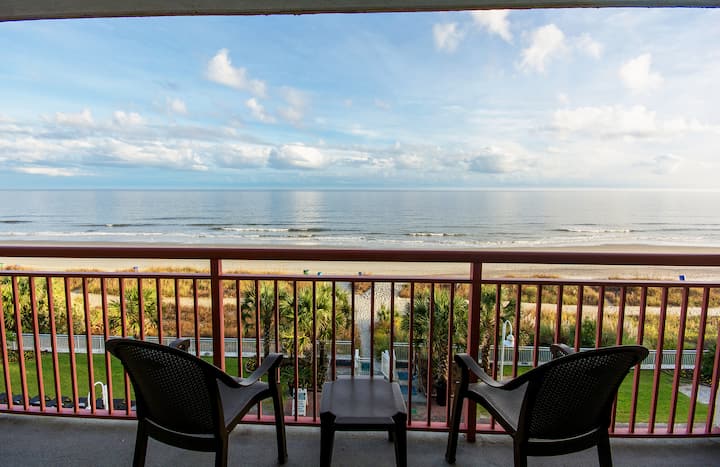 Your Oceanfront Escape Awaits In 4 Balcony Suites - 