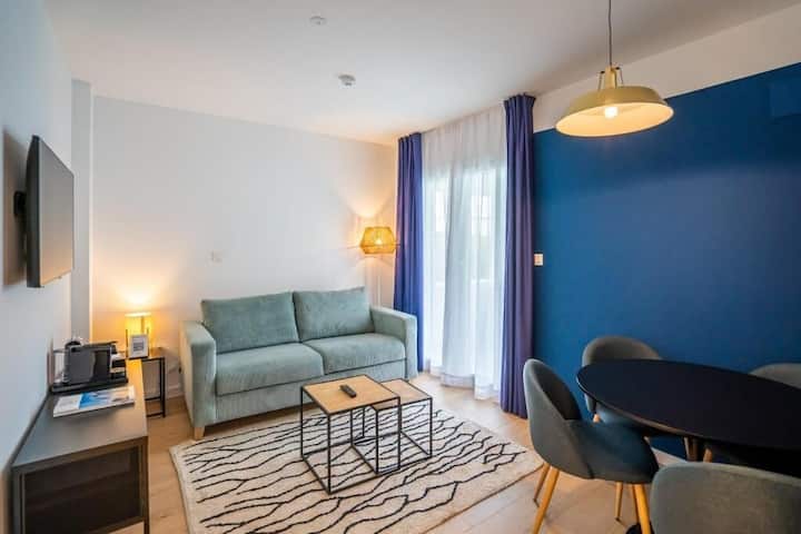 Two Elegant Apartment Near Zurriola Surf Spot - San Sebastián