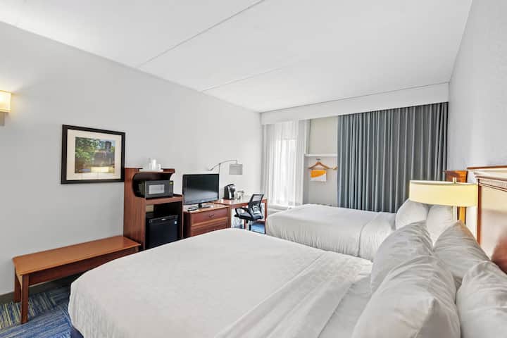 4 Rooms W/ Breakfast Near Hiking At Lehigh Parkway - Allentown, PA