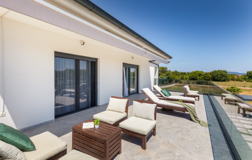 Villa Viktoria von Villas Guide - Villen zur Miete in Krnica, Istarska ...