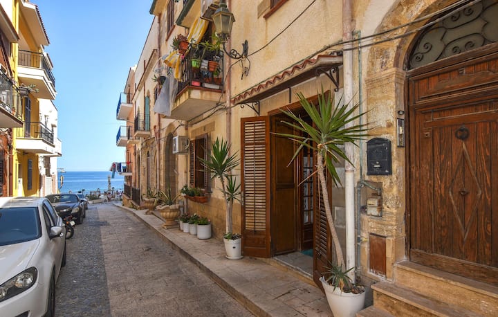 Cozy Apartment In Trappeto With Wifi - Trappeto