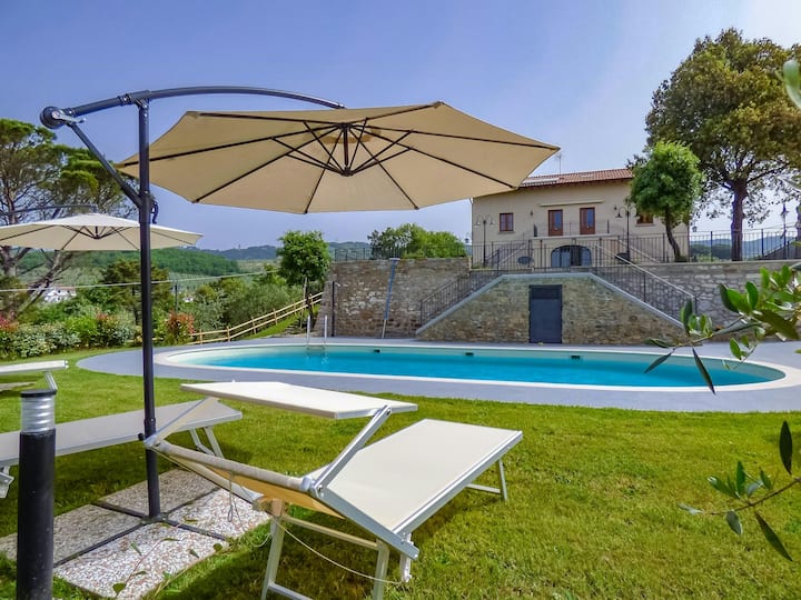 Apartment With Pool In Vinci Hills - Vinci