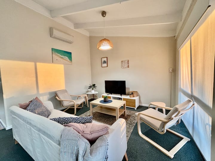 Coastal Beach • Stay • Ocean View • Scarborough - Perth