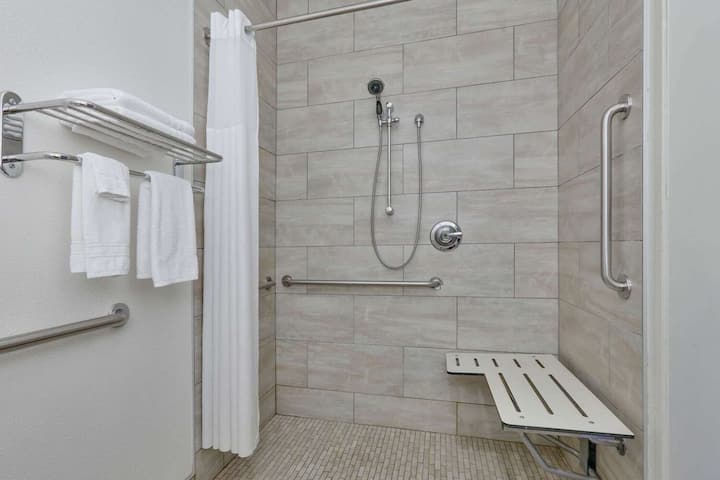 2 Queen Beds | Super 8 Page | Near Glen Canyon - Page, AZ