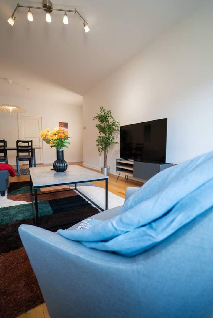 Spacious 2br Central Gothenburg W/ Balcony - Göteborg
