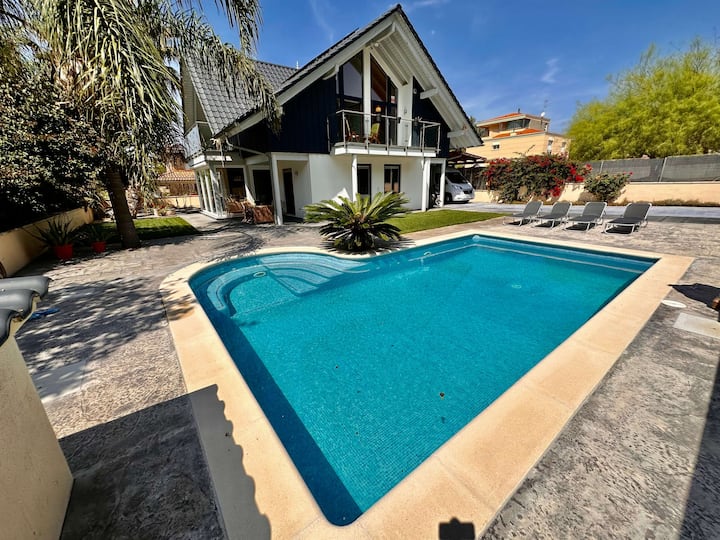 Gorgeous Vila W/ Pool | Bella By Hl - Sitges