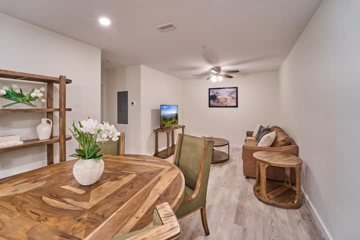 Ruby 200: 2bd | Great Location + Shared Amenities! - Pigeon Forge