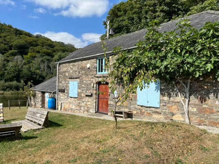 Riverside Barn At Lopwell Dam - Tavistock