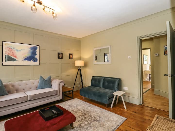 Grosvenor Abode - Royal Tunbridge Wells