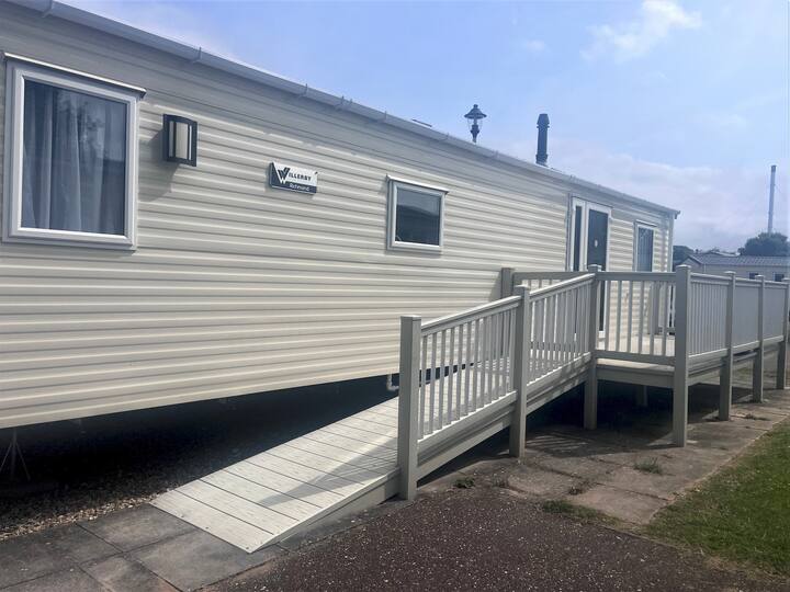 Silver Wcf Pet Caravan (Sleeps 6) Gl025 - Mablethorpe