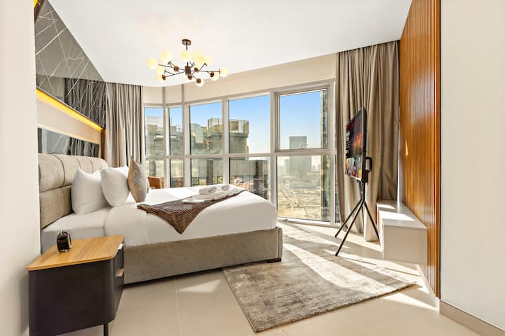 Savor Luxury: Top-tier Stay At Radiant Boulevard - Abu Dhabi