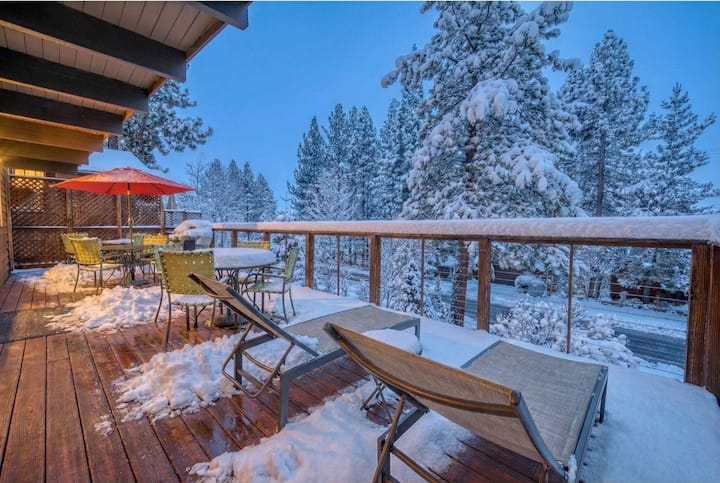 Peaceful Forest Retreat | Near Lake & Town - Tahoe City, CA