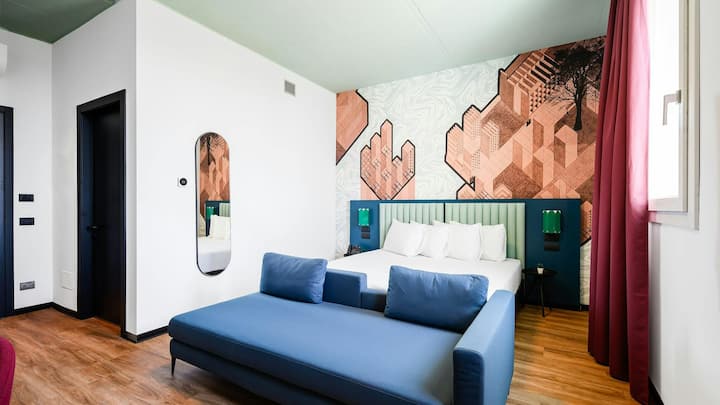 Coworking And Social Spaces Keep Guests Connected - Modena