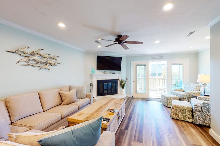 30-day Rental Marshfront Condo W/ Porches & Pool - Charleston, SC