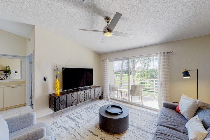 2nd-floor Condo W/ Golf Views, Pool & Wifi - St. Pete Beach, FL