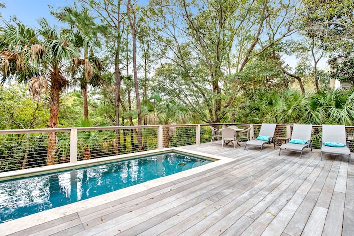 Upscale House W/ Private Pool & Lagoon Views - Kiawah Island, SC