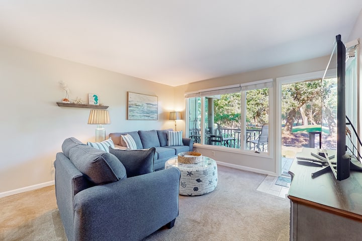 Five Minute Walk To Beautiful Beaches, Golf Course - Kiawah Island, SC