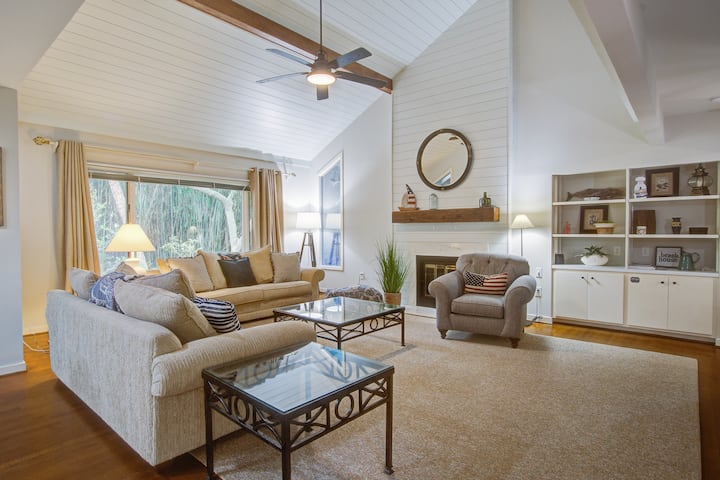 Spacious, Dog-friendly Home With Screened Porch, N - Kiawah Island, SC